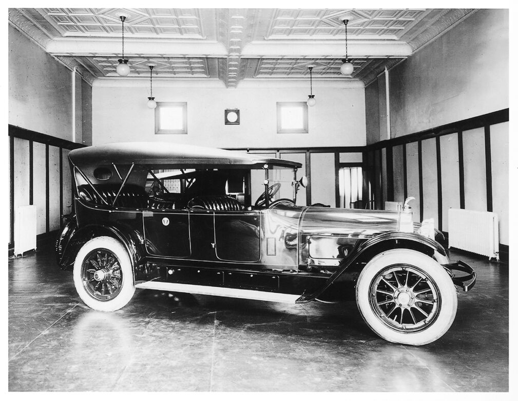 Motor Cars Come to the White House - White House Historical Association