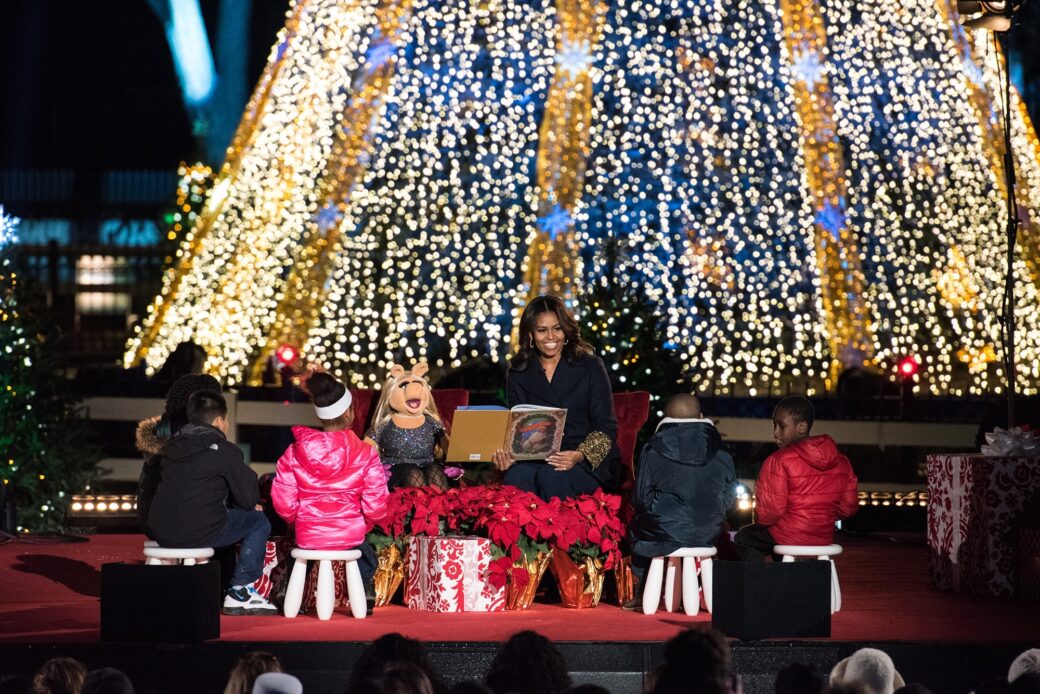 First Lady Michelle Obama Reads to Childern at the 2015 National Tree ...