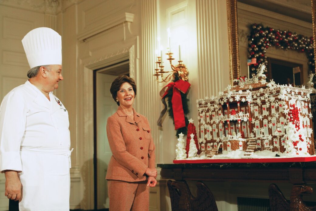 Gingerbread at the White House: Red and White Gingerbread House - White ...