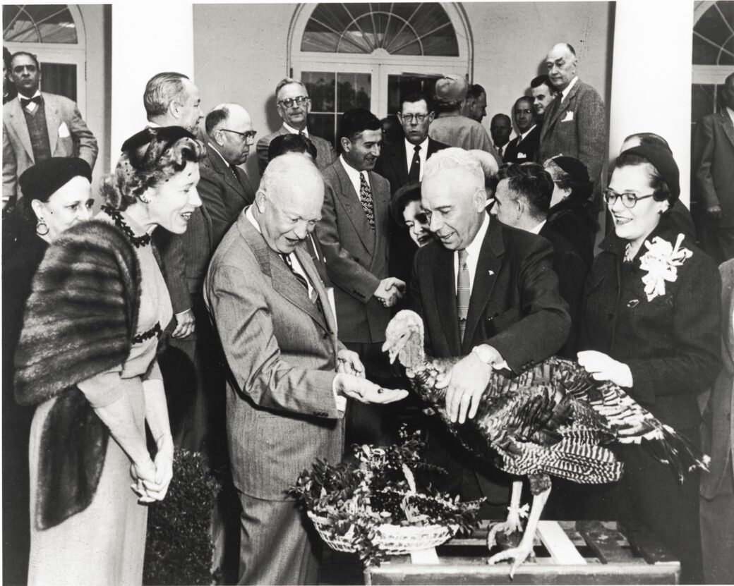Thanksgiving: President Eisenhower Feeds a Turkey - White House ...