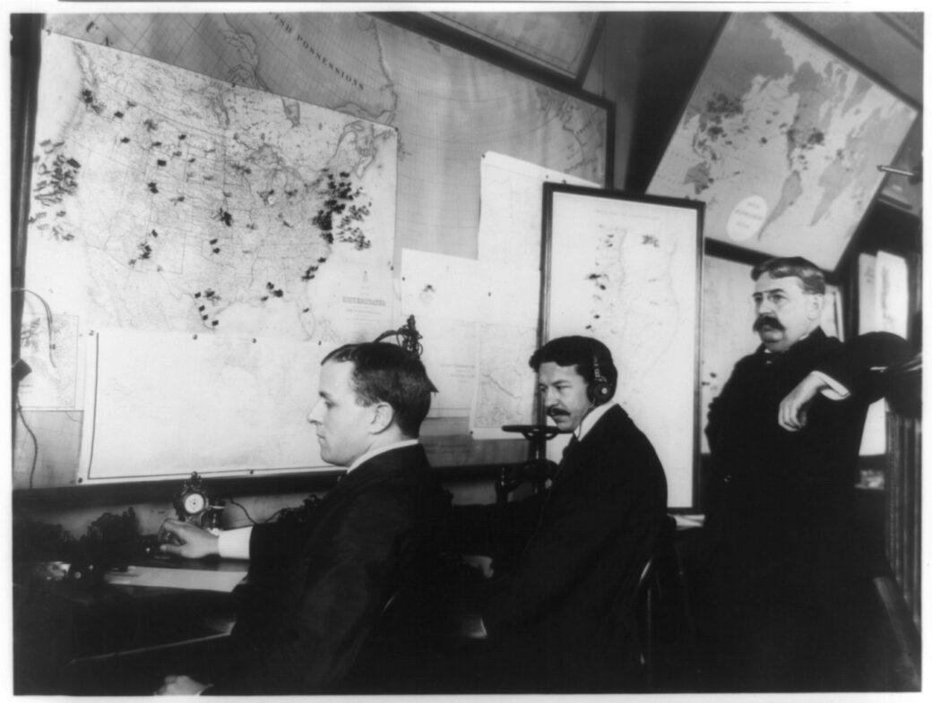 Telegraph Room in the White House During the Spanish-American War ...