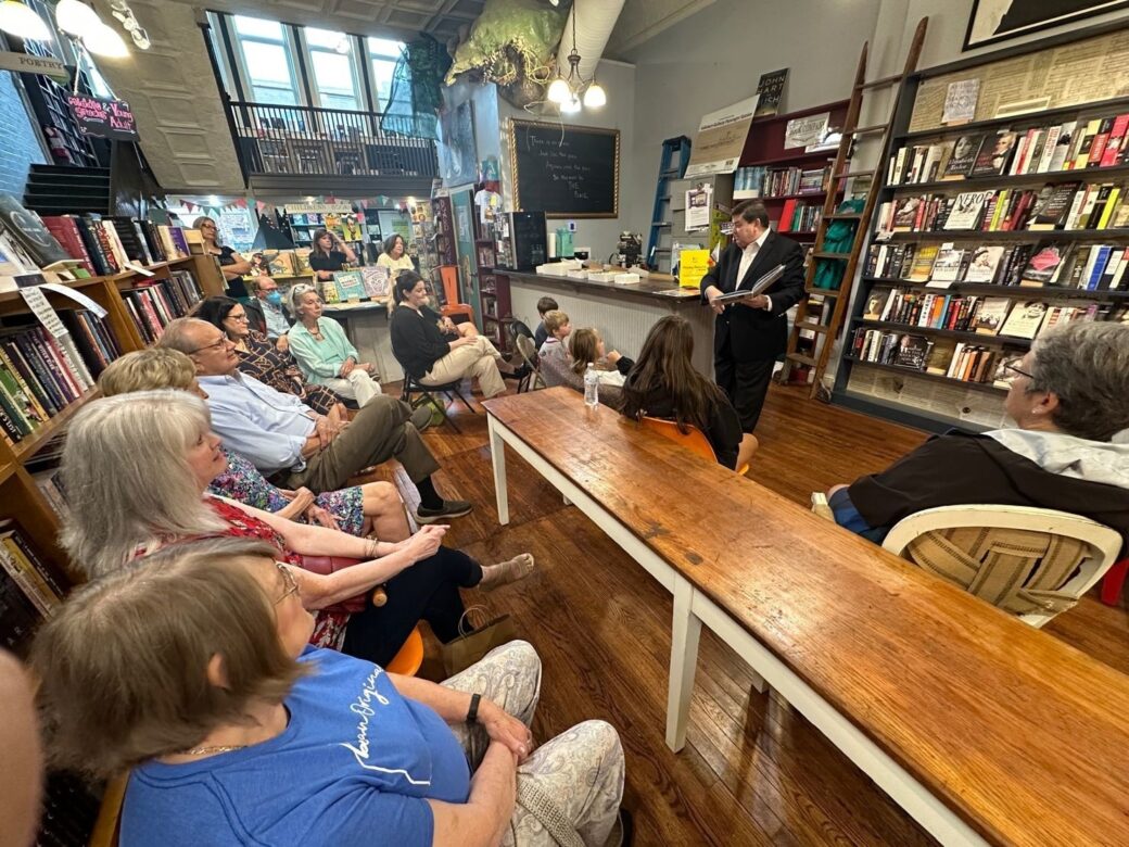 South Main Book Company Reading - White House Historical Association
