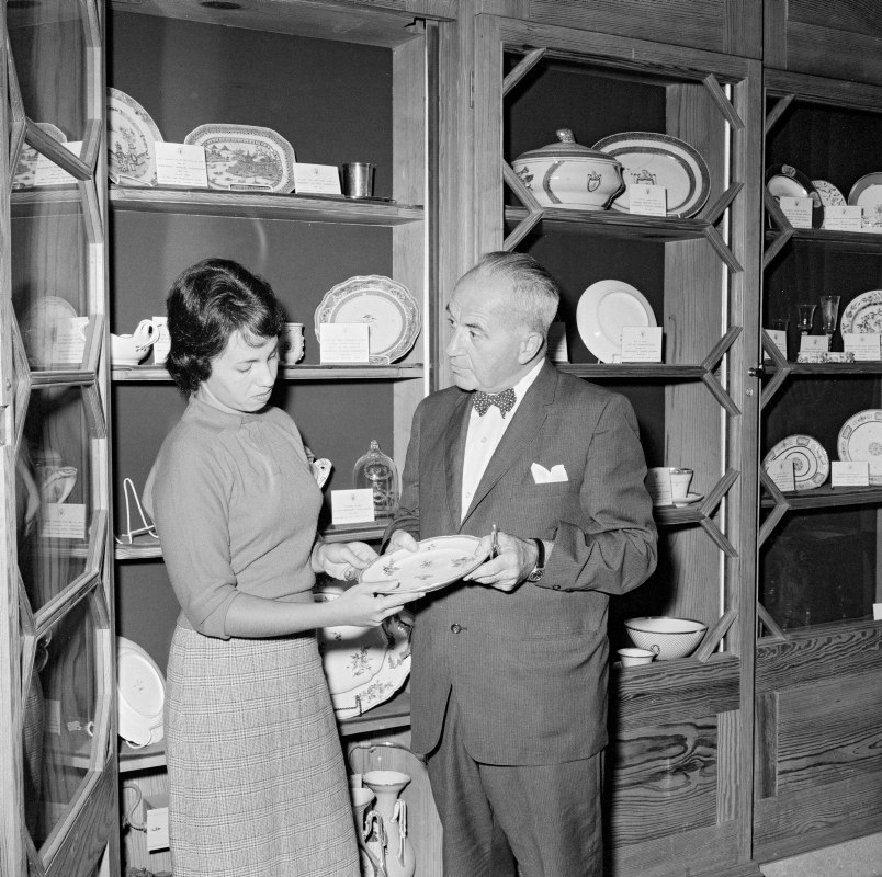 Hail to the Chief Curator - White House Historical Association