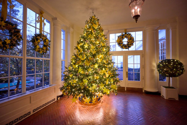 2021 White House Christmas in Pictures - White House Historical Association