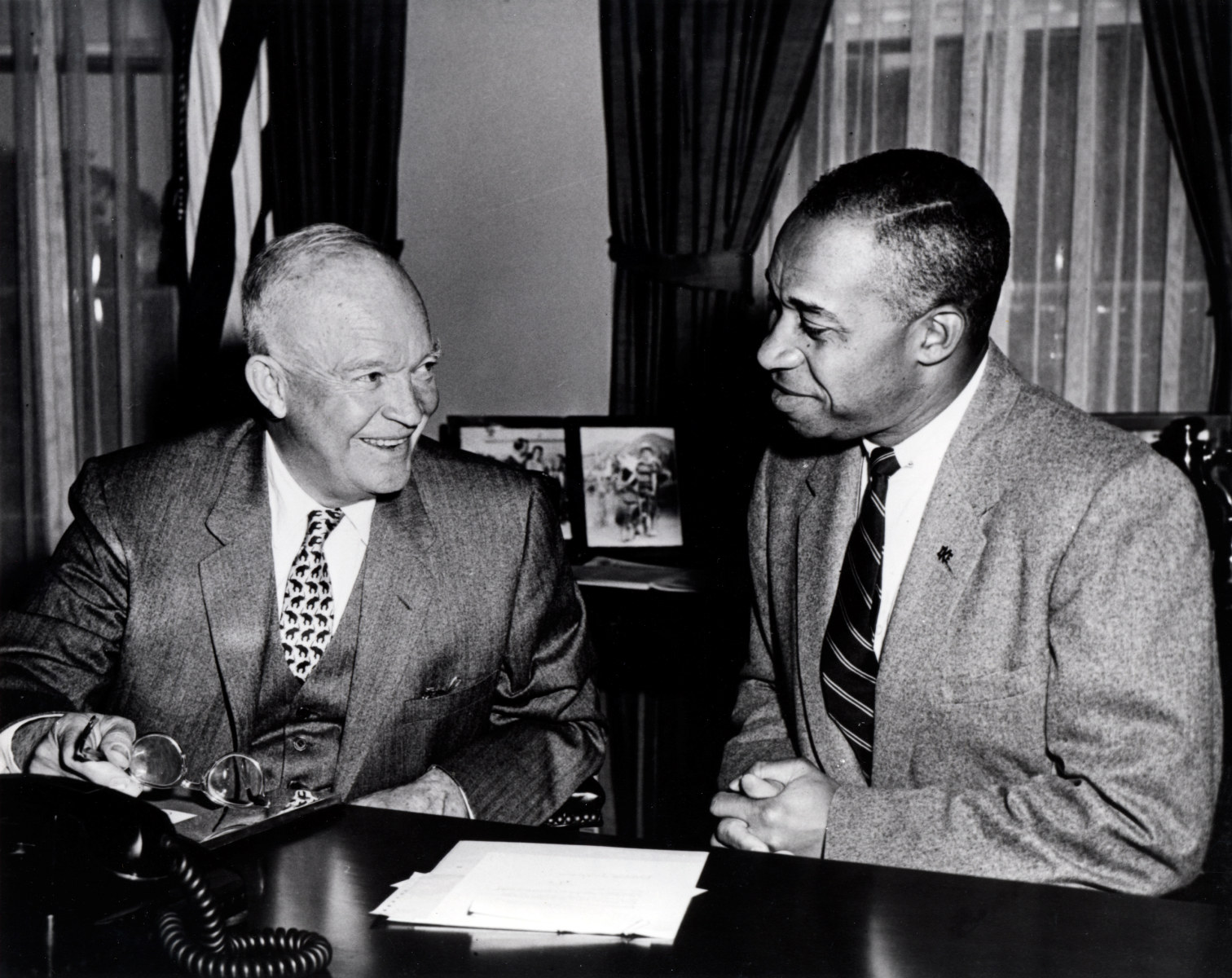 The White House Behind the Scenes - White House Historical Association