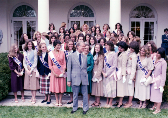 First Ladies and Cherry Blossoms - White House Historical Association