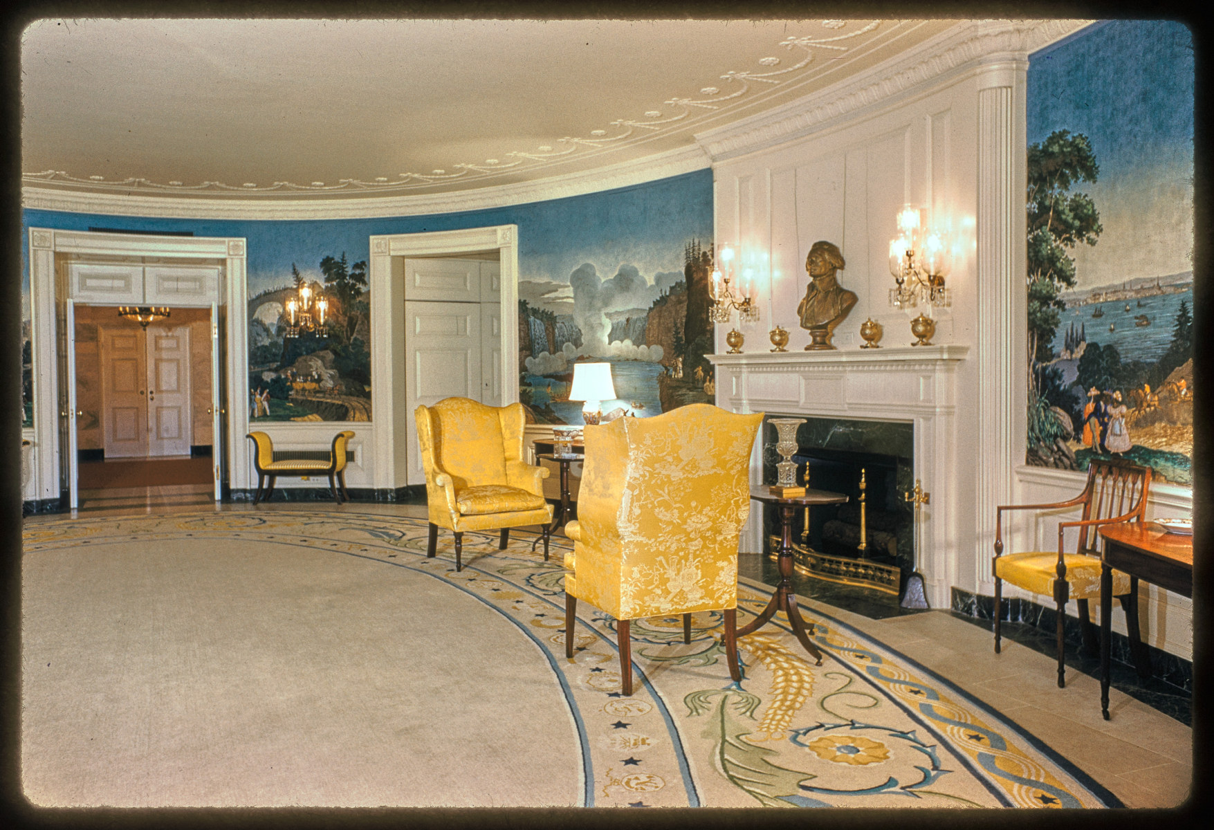 Diplomatic Reception Room Fireplace - White House Historical Association