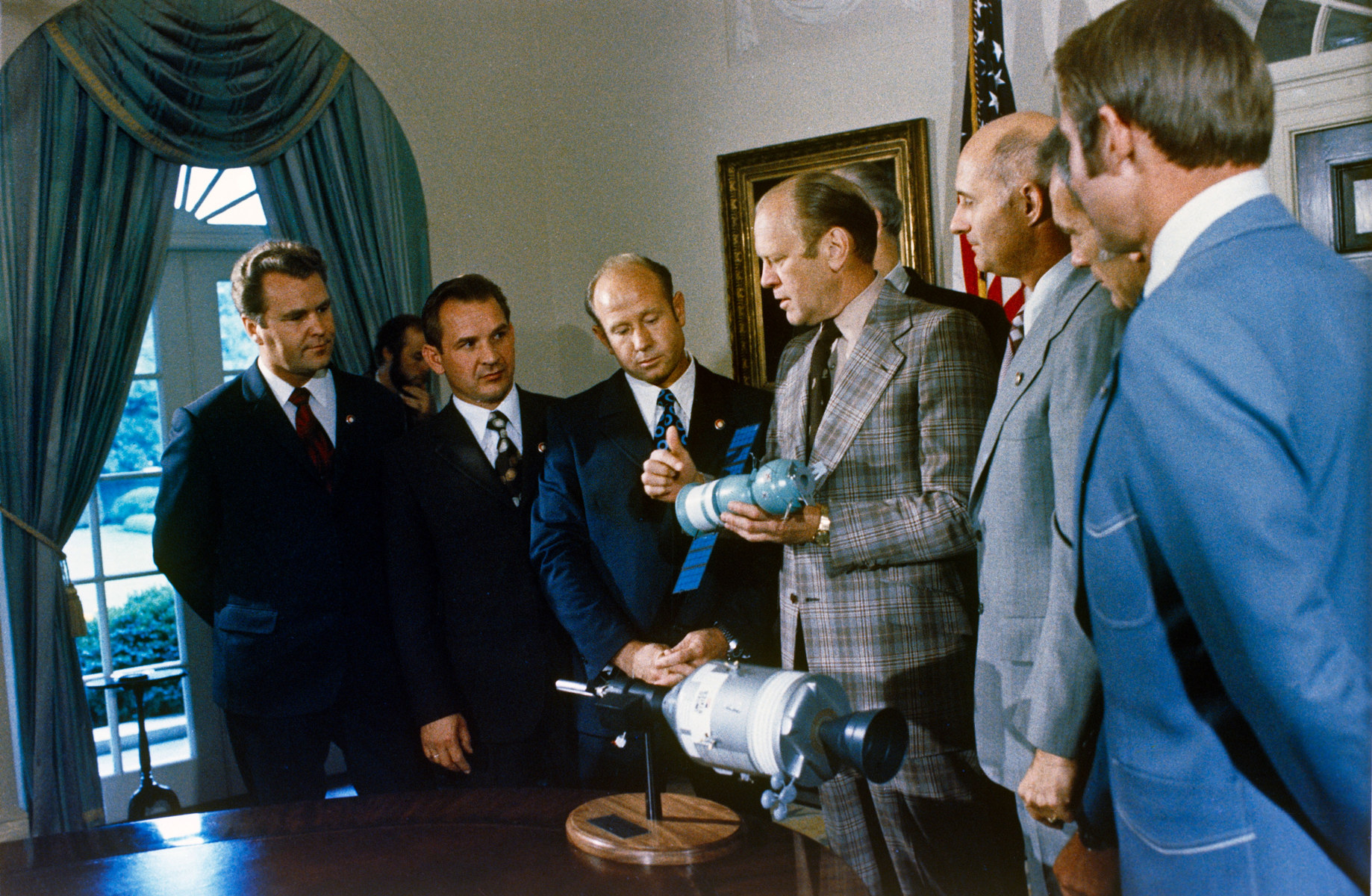 The White House and the Space Race - White House Historical Association
