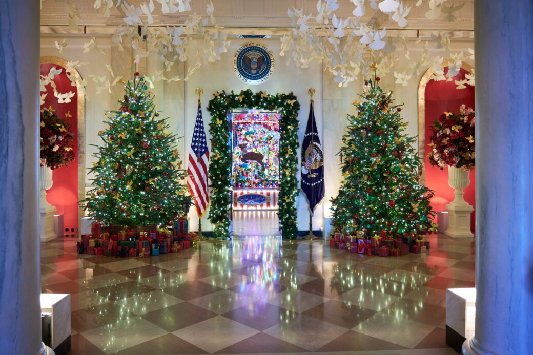 White House Holiday Decorations - White House Historical Association